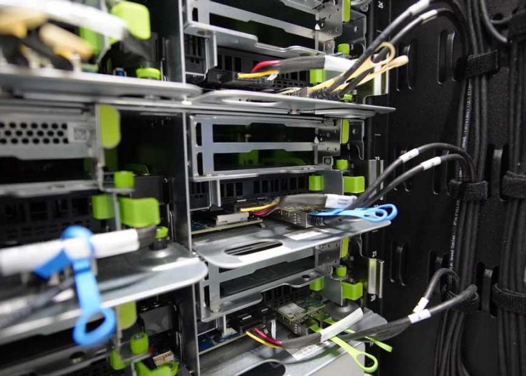 Open Compute Hardware macht Rechenzentren fit für Green IT - ScaleUp ...